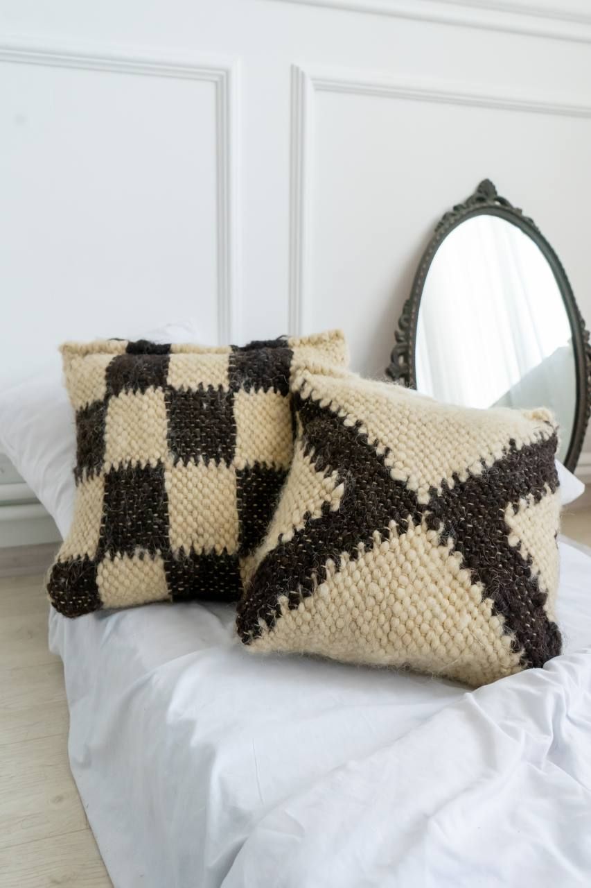 Sheep wool pillow classic X buy in the MAIIMO online store