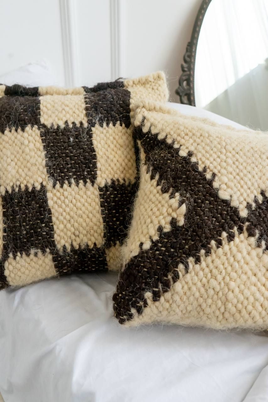 Sheep wool pillow classic X buy in the MAIIMO online store